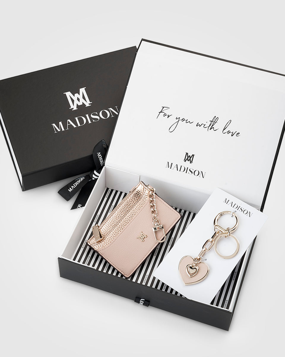 Madison Personalisation Heart Keychain & Cardholder Wallet Giftbox ...